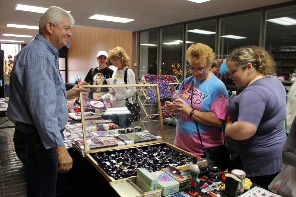 Hundreds Return for SIC’s Heritage Festival – WRUL-FM