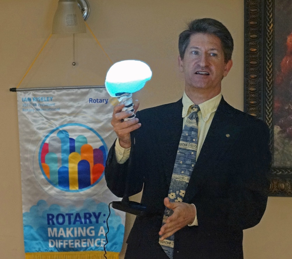 Dr. Patrick Haskell speaks to Carmi Rotary Thursday – WRUL-FM