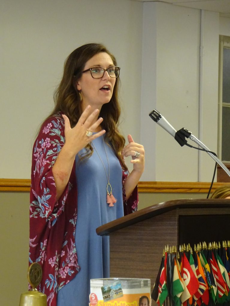 Tracy Orr Brings the CEO Program to Kiwanis – WRUL-FM